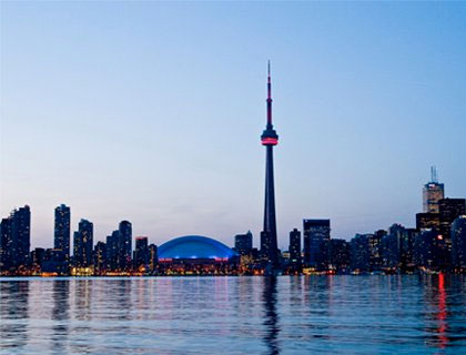 CN Tower + The LookOut Admission - Royal Travel